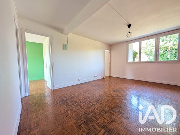 Marly-le-Roi, Montval, Côteaux : Appartement 3 pièces à vendre