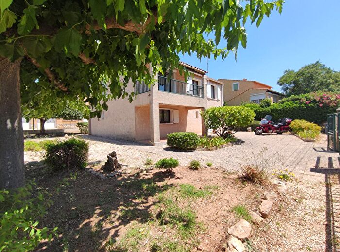 Maison à vendre - La Londe-les-Maures, Centre-ville - 4 pièces - 3 chambres