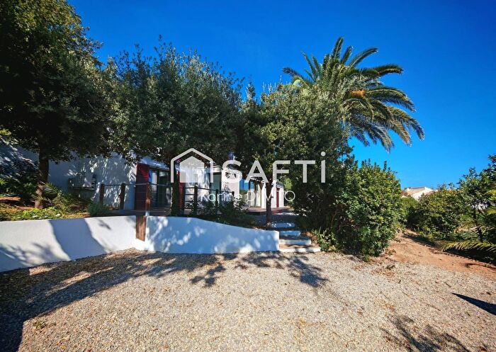 Appartement à vendre - Roquebrune-sur-Argens, Les Issambres, La Vigie, Les Dolmens, Plages, Calanques - 4 pièces - 3 chambres