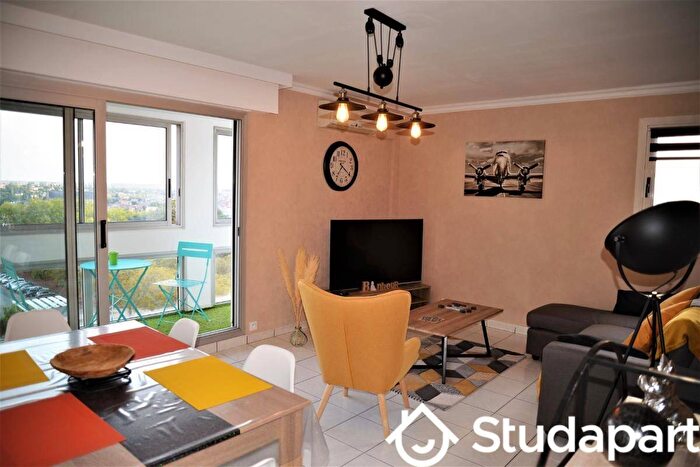 Couronneries, Poitiers : Appartement 1 pièce à louer