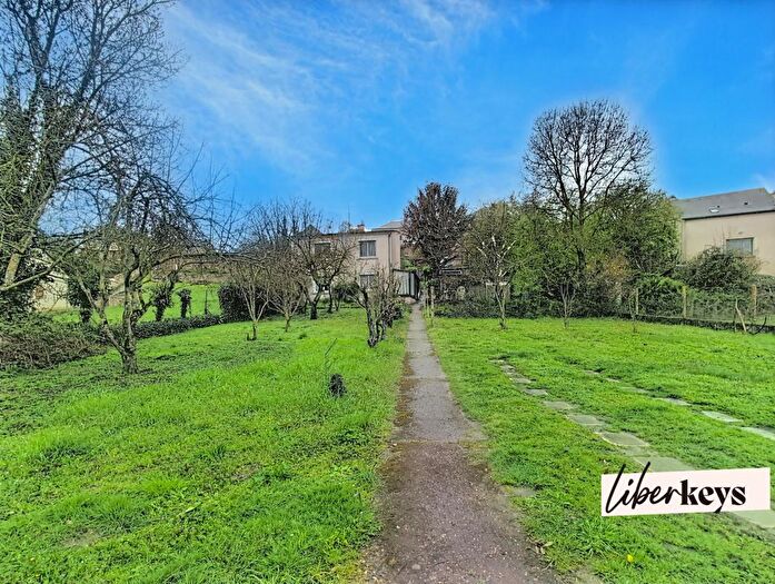 Maison à vendre - Montreuil-Bellay - 4 pièces - 2 chambres