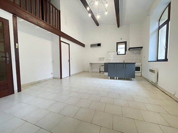 Maison à louer - Pézenas - 3 pièces - 2 chambres