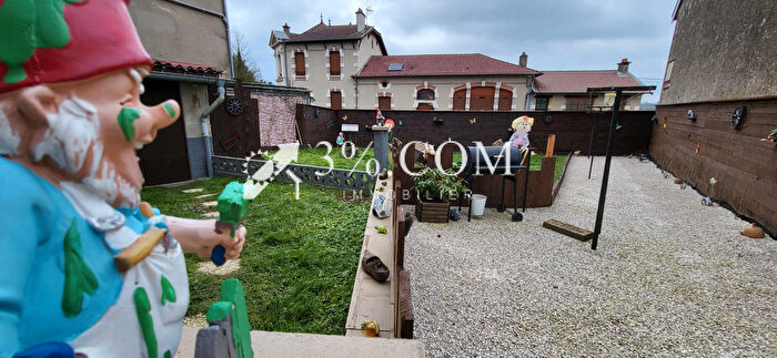 Maisons à vendre et appartements à louer - 3