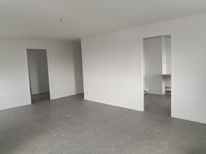 Saint-Christo-en-Jarez - Appartement 3 pièces à louer