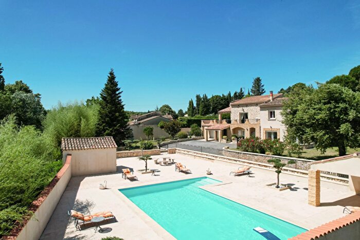 Maison à vendre - Uzès - 10 pièces - 6 chambres