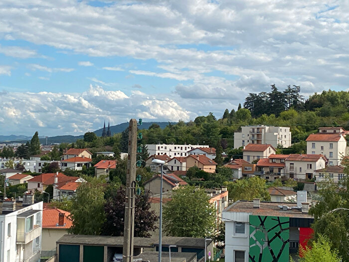 Maison à vendre - Clermont-Ferrand, Cotes de Clermont - 4 pièces - 3 chambres
