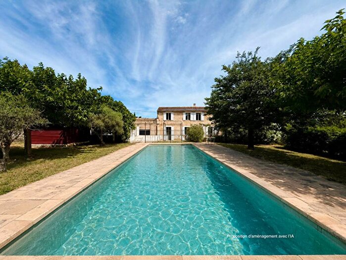 Maison 7 pièces à Orange, Ceinture d'Orange, à vendre