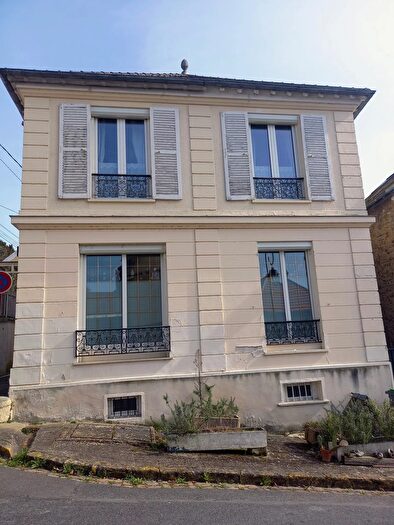 Maison à vendre - Fontaine-le-Port - 6 pièces - 3 chambres