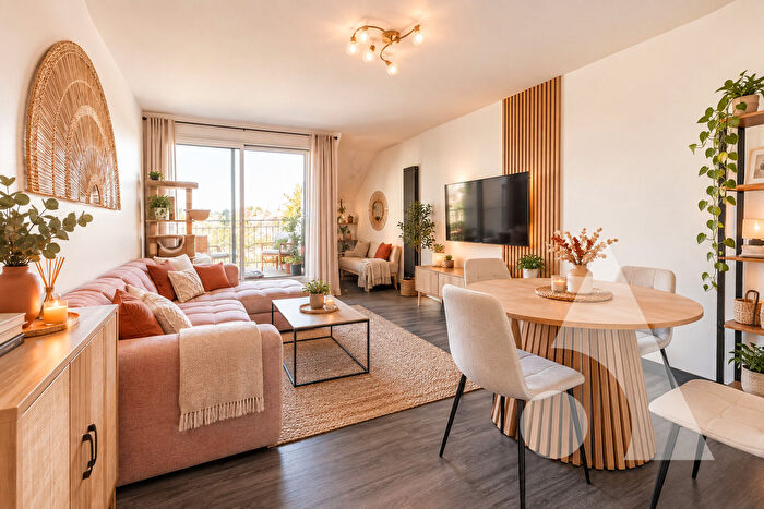 Appartement 3 pièces à Corbeil-Essonnes, Pressoir, Prompt, à vendre