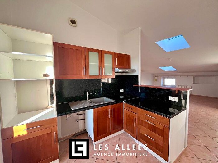 Appartement 3 pièces à louer - Ville-Basse, Montélimar