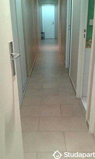 Appartement 5 pièces à Pyramides Centre, Évry-Courcouronnes, à louer