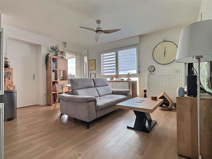 Appartement à vendre - Neuilly-sur-Marne, Avenir - 3 pièces - 2 chambres