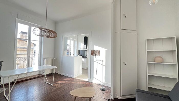 Appartement à louer - Bordeaux, Victoire, Sainte-Eulalie - 3 pièces