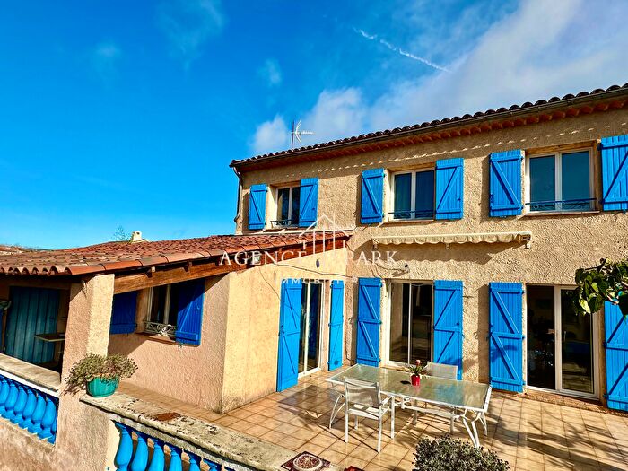 Maison à vendre - Trans-en-Provence - 6 pièces - 5 chambres