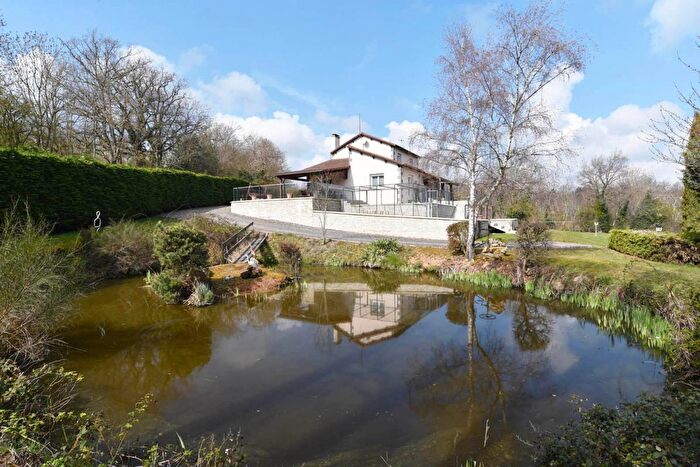 Maison à vendre - Loubeyrat - 7 pièces - 5 chambres