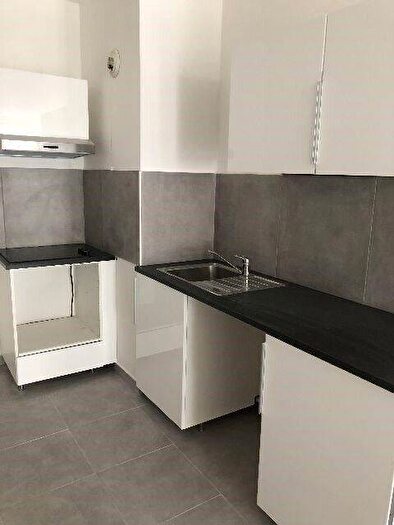 Belsunce, Marseille 1er arrondissement : Appartement 3 pièces à louer