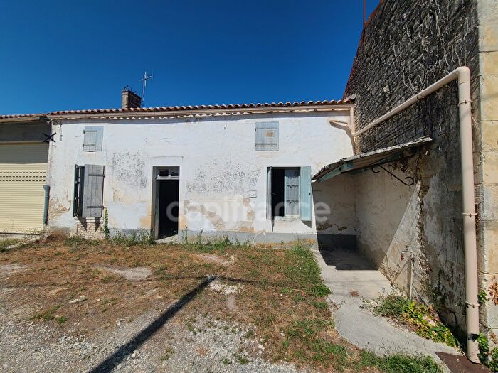 Maison 2 pièces à Aumagne, à vendre