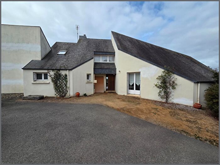 Maison 7 pièces à vendre à La Roche-Derrien