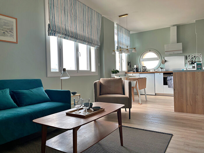 Appartement à vendre - Toulon, Haute-ville - 2 pièces - 1 chambre