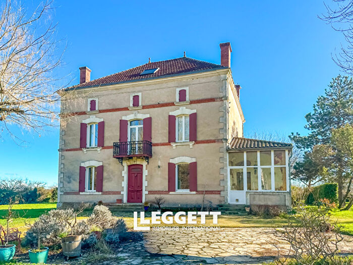 Maison à vendre - Castelmoron-sur-Lot - 6 pièces - 4 chambres