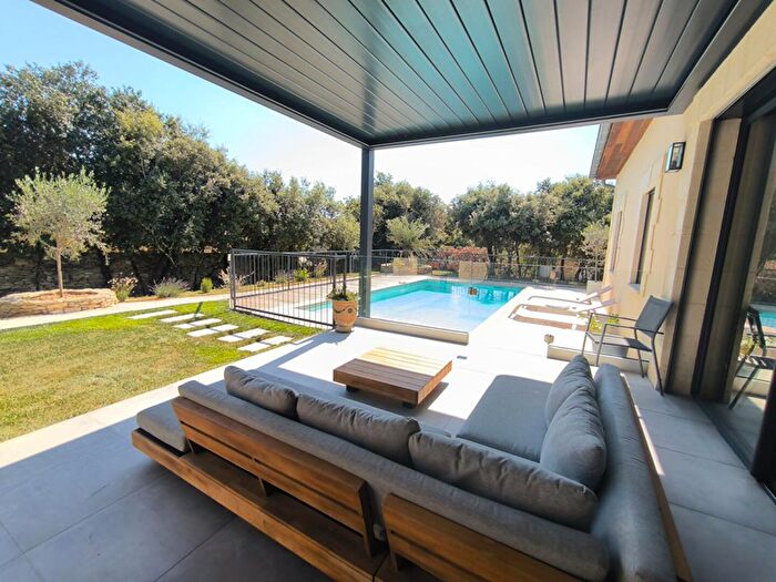 Uzès : Maison 8 pièces à vendre