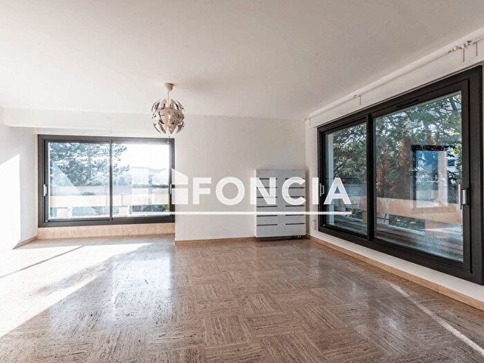 Appartement à vendre - Saint-Julien-en-Genevois, Centre-ville - 5 pièces - 4 chambres