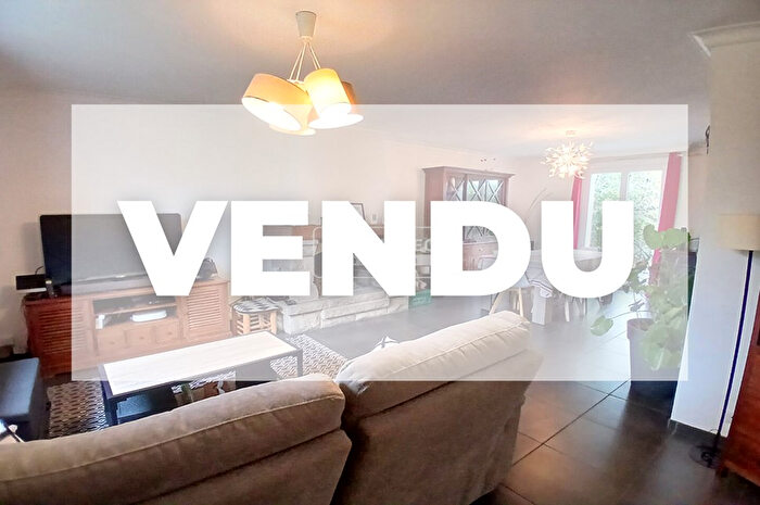 Maison à vendre - La Chapelle-des-Fougeretz - 5 pièces - 4 chambres