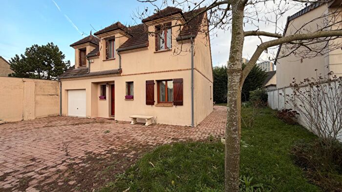 Maison à vendre - Champigny-sur-Marne, Le Bois lAbbe, Coeuilly - 4 pièces - 3 chambres