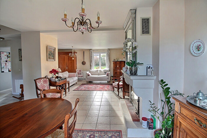 Maison 7 pièces à vendre à Magny-les-Hameaux