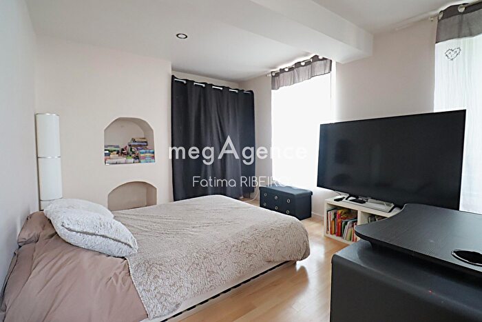 Maison à vendre - Coulommiers, Centre-ville - 3 pièces - 2 chambres