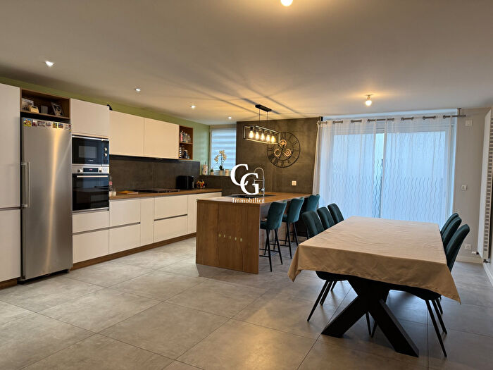 Maison à vendre - Vieillevigne - 6 pièces - 5 chambres