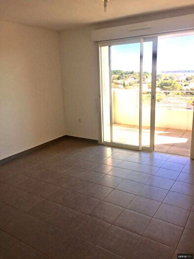 Appartement à louer - Aramon - 2 pièces - 1 chambre