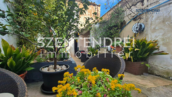 Maison à vendre - Lunel, Route de Nïmes - 5 pièces - 3 chambres