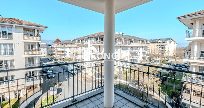 Appartement à vendre - Saint-Julien-en-Genevois, Puy-Saint-Martin, Douane - 3 pièces - 2 chambres