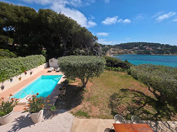 Sanary-sur-Mer, La Cride, Beau Cours - Maison 7 pièces à vendre