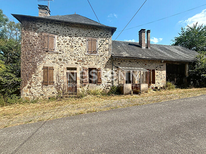 Chamboulive - Maison 7 pièces à vendre