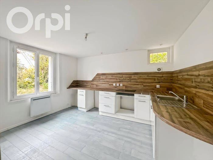 Appartement 2 pièces à Vals-les-Bains, à louer