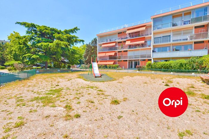 Saint-Priest, Revaison - Appartement 3 pièces à vendre