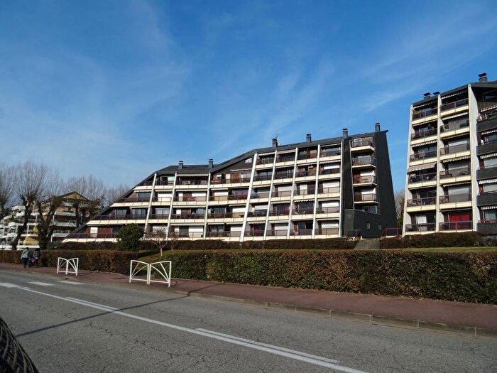 Centre Ville Nord, Aix-les-Bains - Appartement 1 pièce à louer
