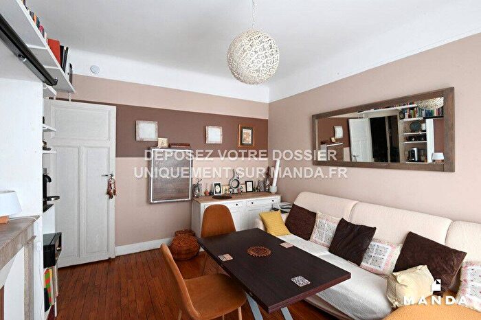 Appartement à louer - Petit Colombes-Charles de Gaulle - 2 pièces - 1 chambre