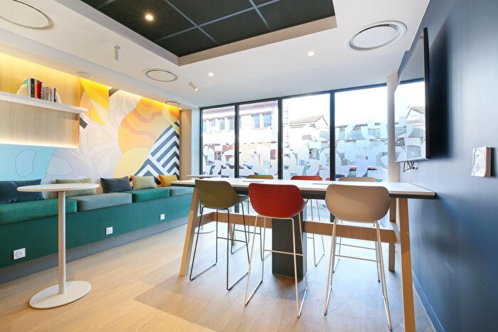 Appartement à louer - Montauban, Ville-Bourbon - 1 pièce