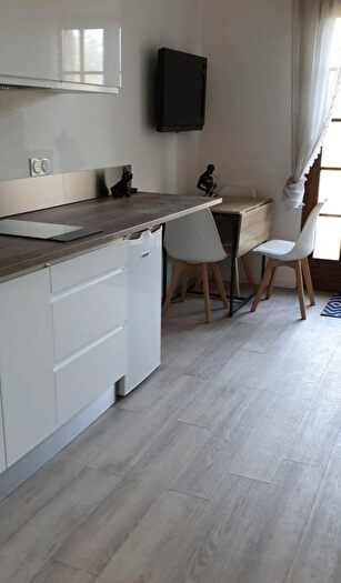 Appartement à louer - Saint-Raphaël - 2 pièces - 1 chambre