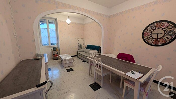 Appartement à louer - Châteaudun - 2 pièces - 1 chambre