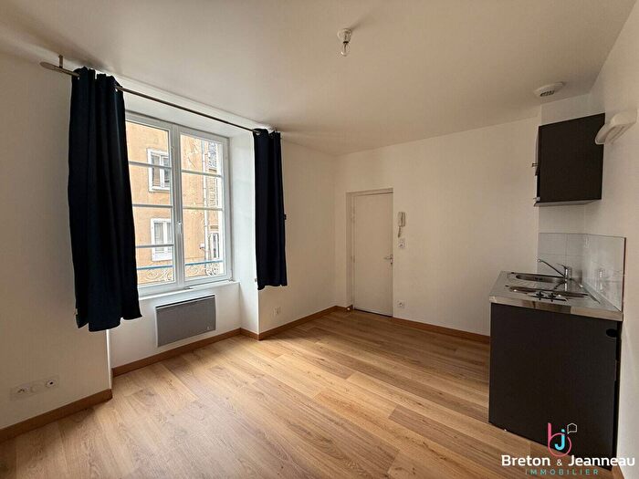 Appartement 1 pièce à Centre Ville Rive Gauche, Laval, à louer
