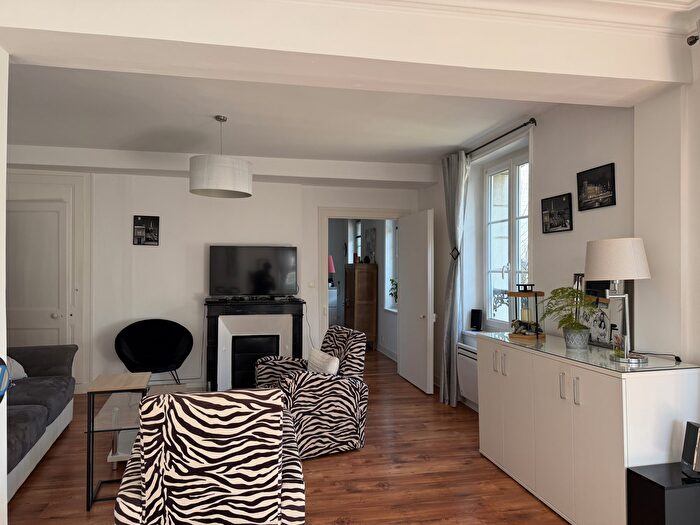 Appartement à vendre - Bernay - 3 pièces - 1 chambre