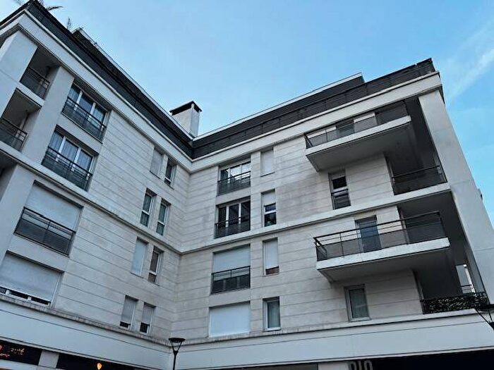 Appartement à louer - La Terre Aux Clercs, Saint-Gratien - 1 pièce