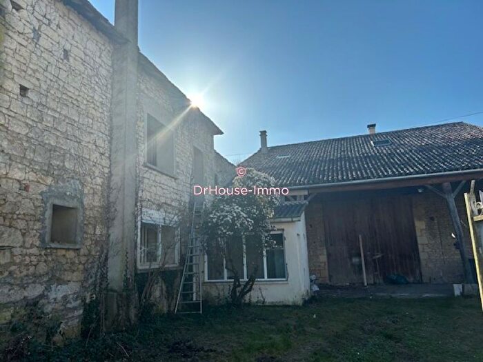 Maison à vendre - Bonneuil-Matours - 5 pièces - 3 chambres