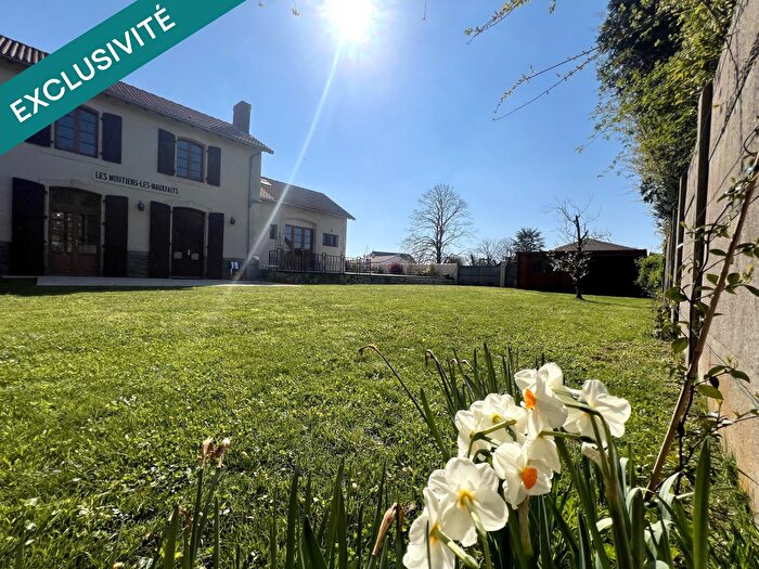 Maison à vendre - Moutiers-les-Mauxfaits - 6 pièces - 4 chambres