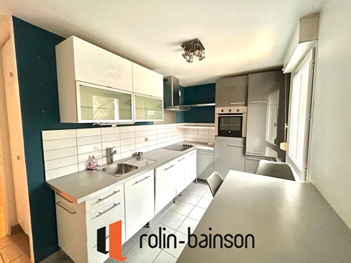 Appartement à louer - Lyon e , Monchat - 3 pièces - 2 chambres