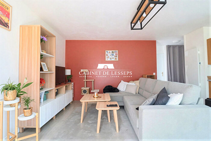Saint-Pierre-dIrube : Appartement 2 pièces à vendre